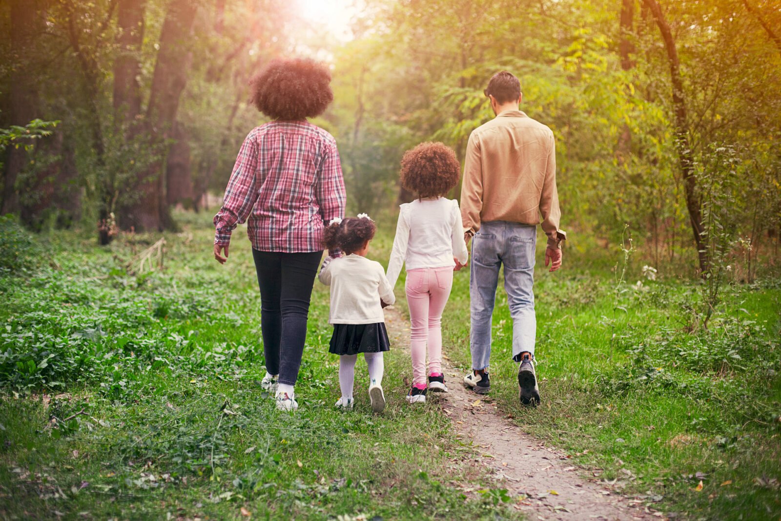 How To Convince Your Kids To Go Walking - Super Good Content